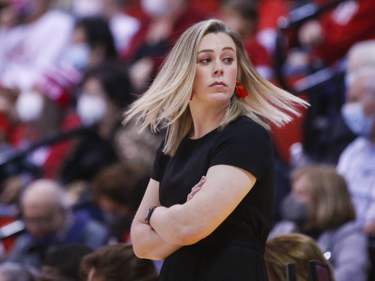 Lindy La Rocque has UNLV women’s basketball team on the rise | Ed ...