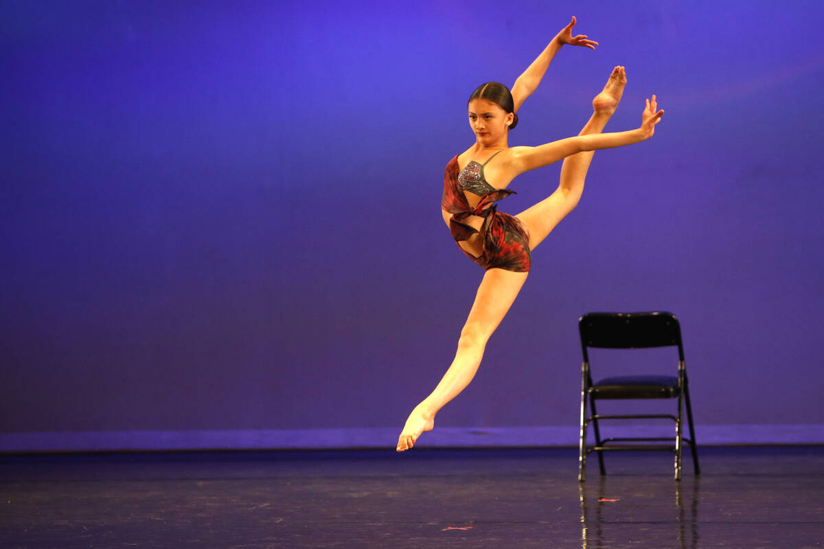 Hundreds of ballet dancers audition in North Las Vegas — PHOTOS | North ...