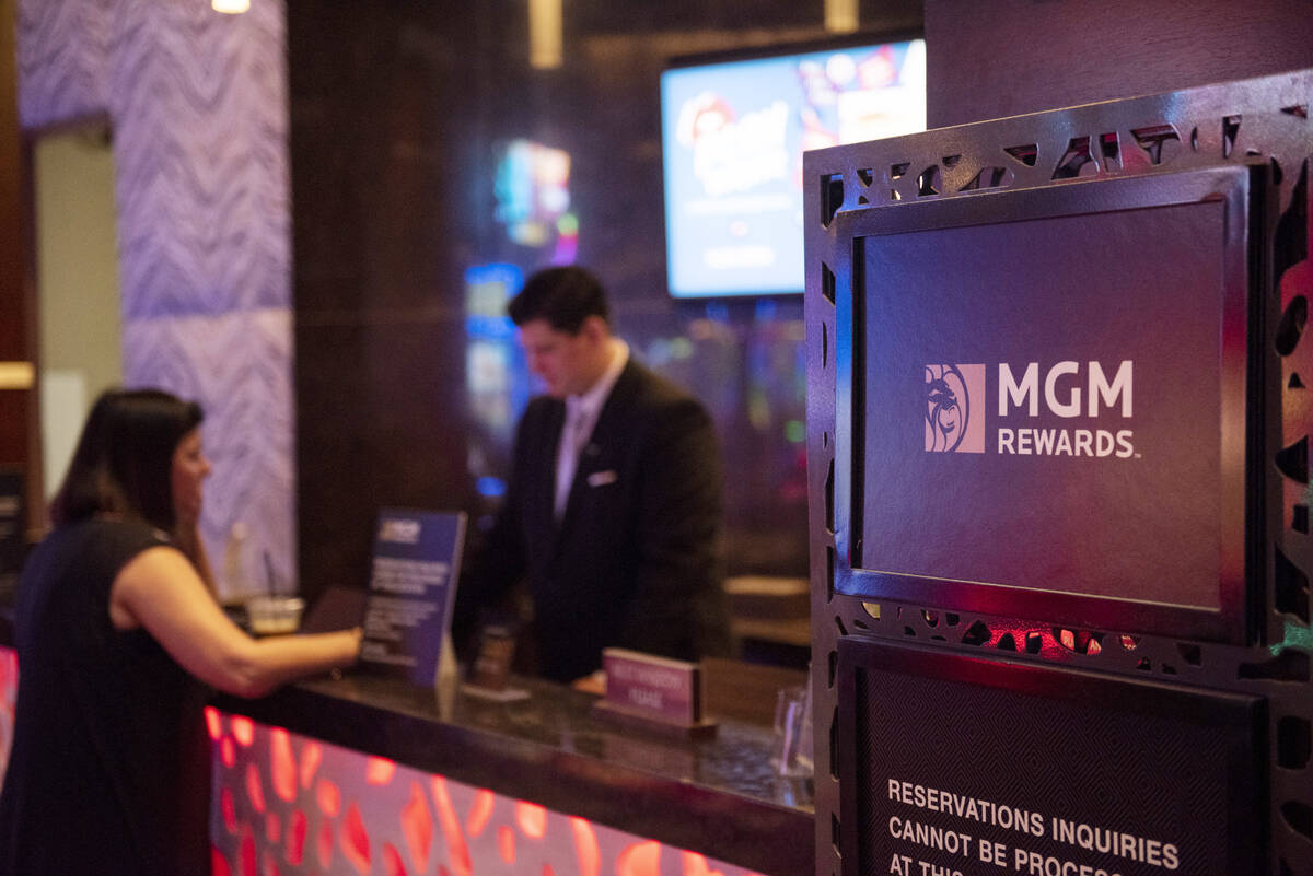 Casino loyalty programs help keep customers coming back | Casinos ...