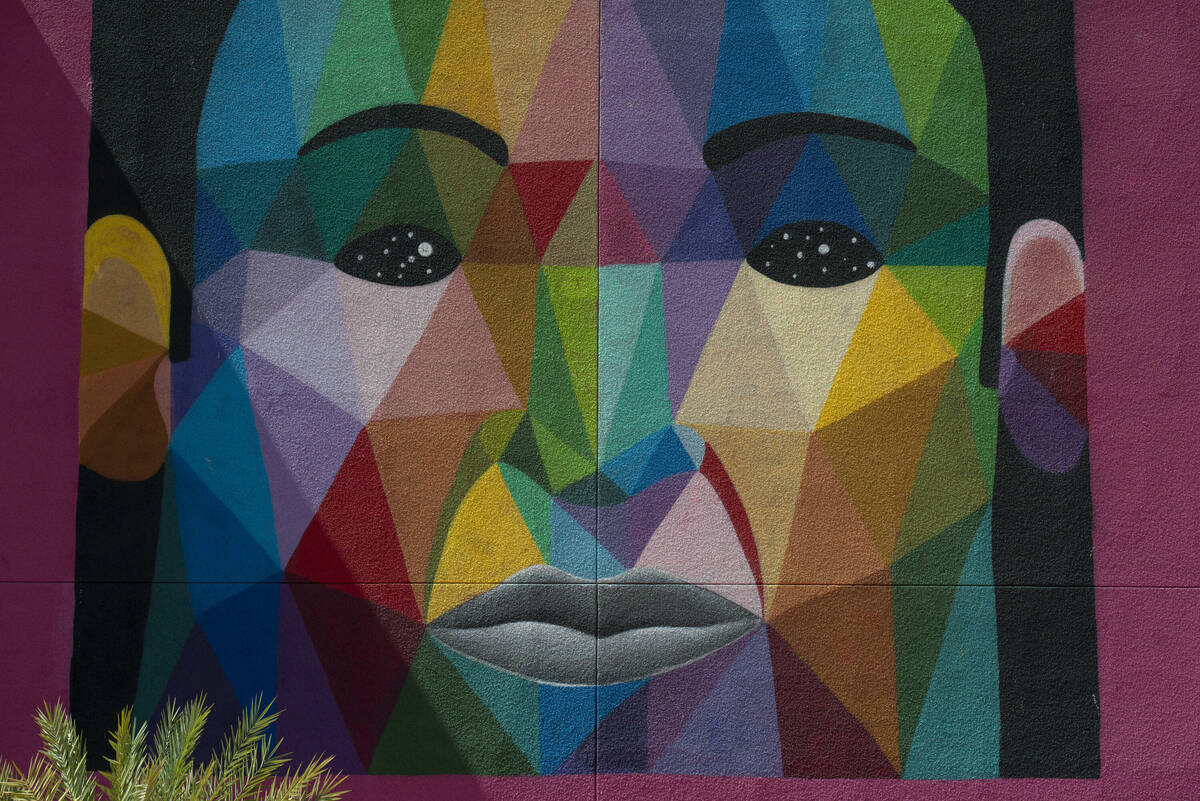 Outlet mall south of Las Vegas is largely empty | Business