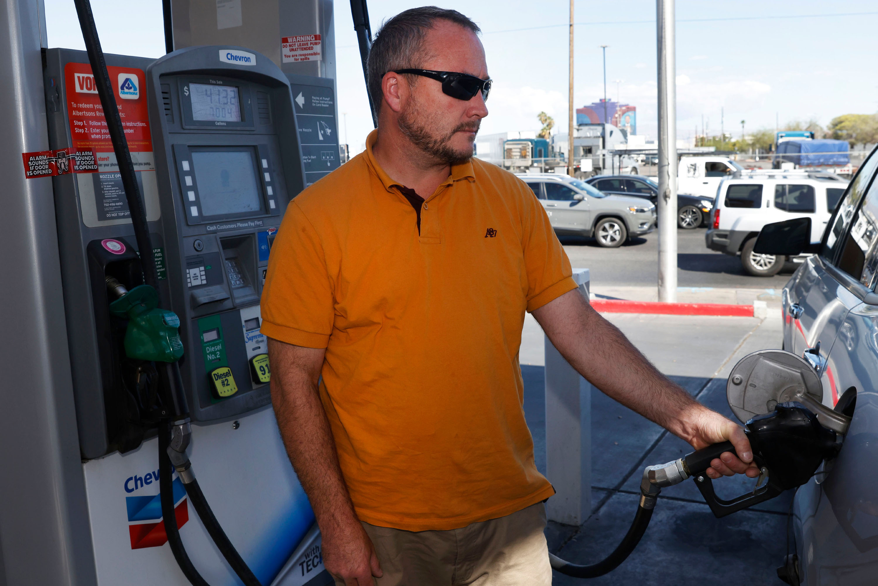 Nevada gas prices second-highest price in the country | Local Las Vegas | Local
