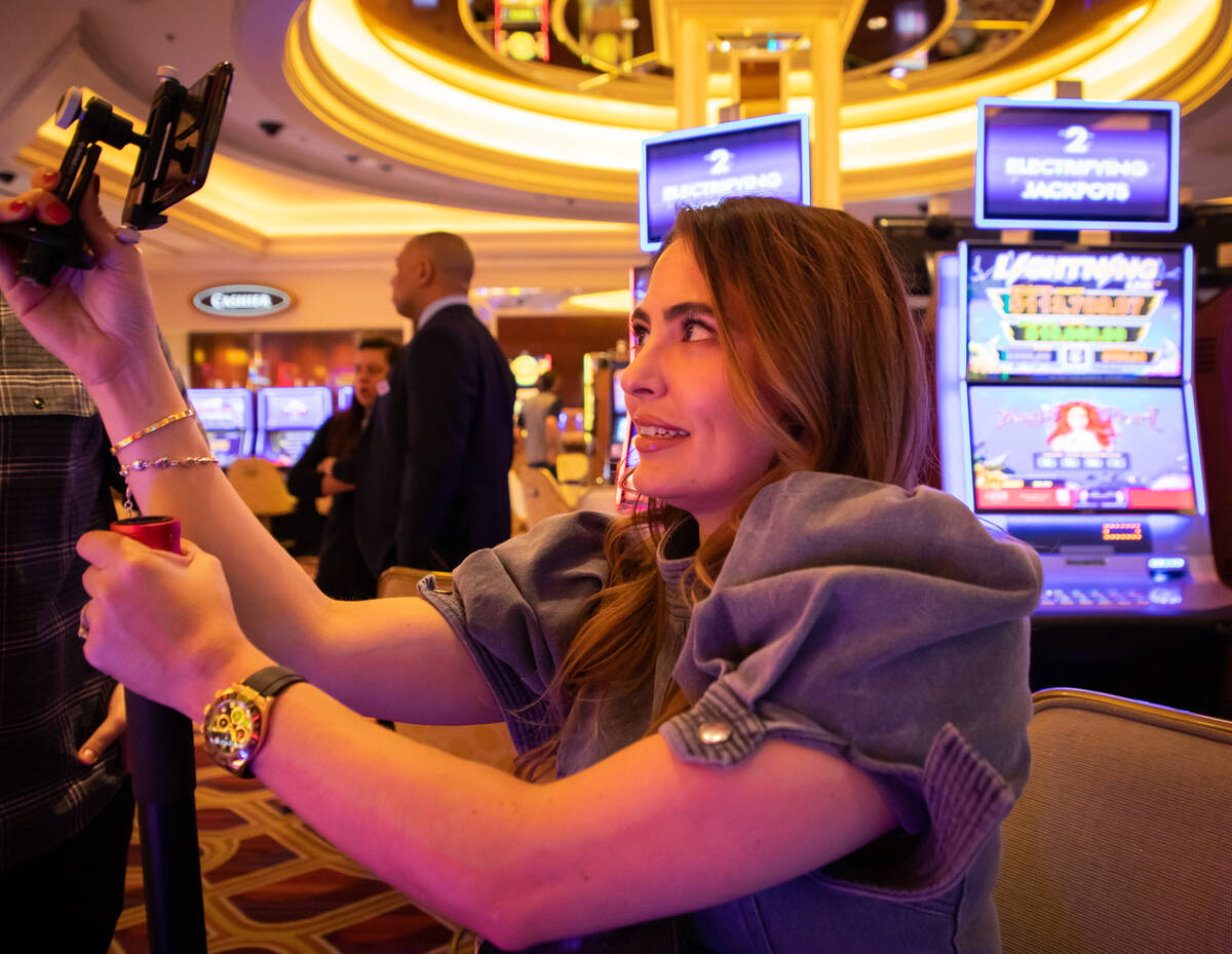 Influencers cash in on Las Vegas, creating buzz | Las Vegas Review-Journal