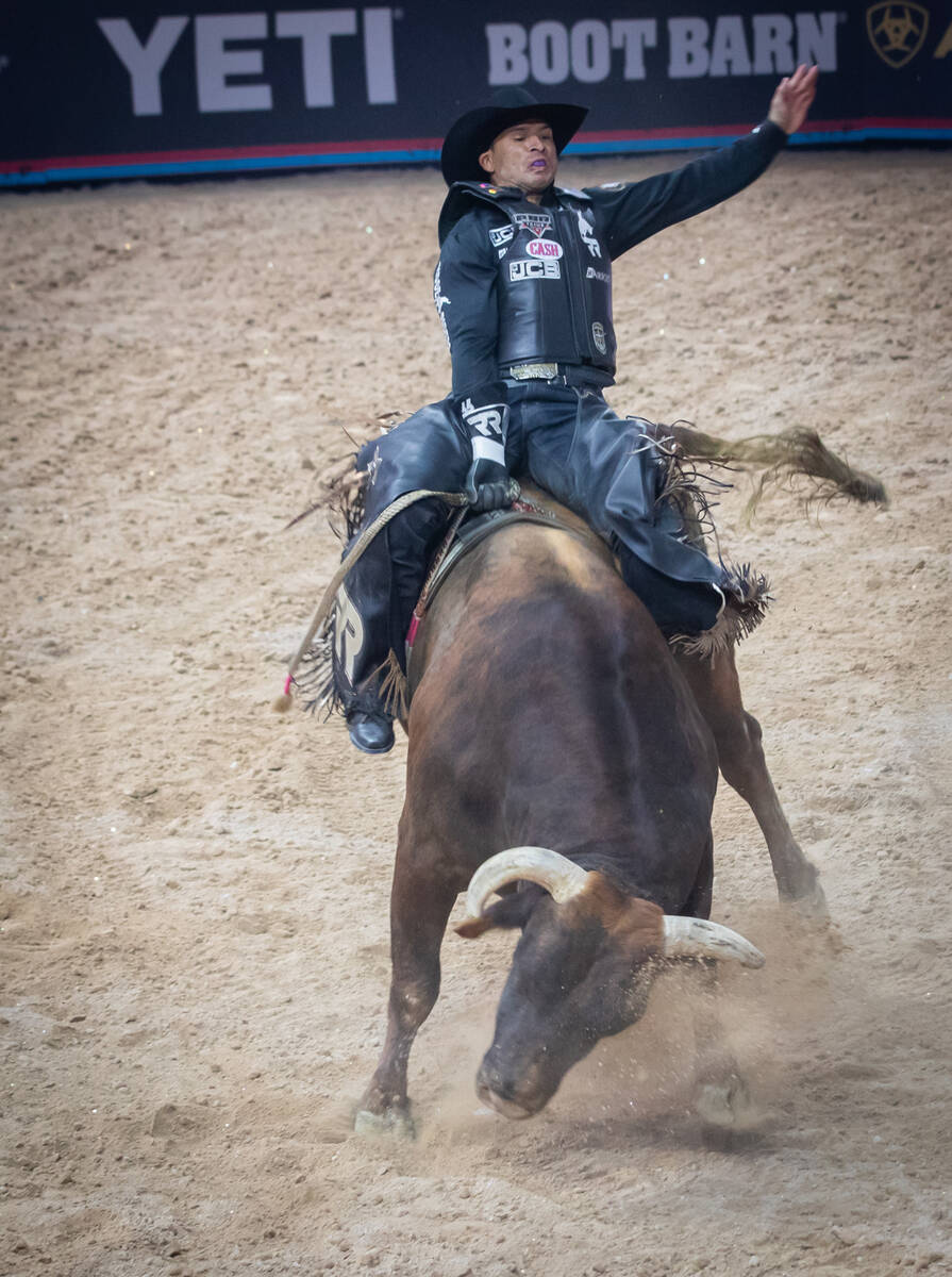 Ryan Dirteater announces second retirement after bull riding win ...