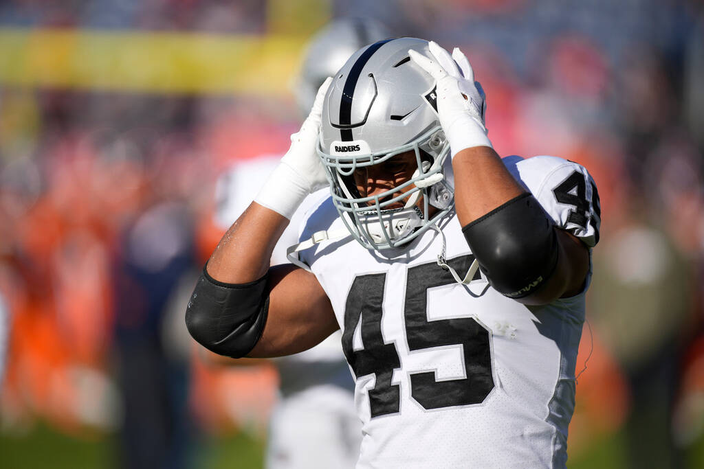 Las Vegas Raiders’ fullback Jakob Johnson plays key role | Ed Graney ...