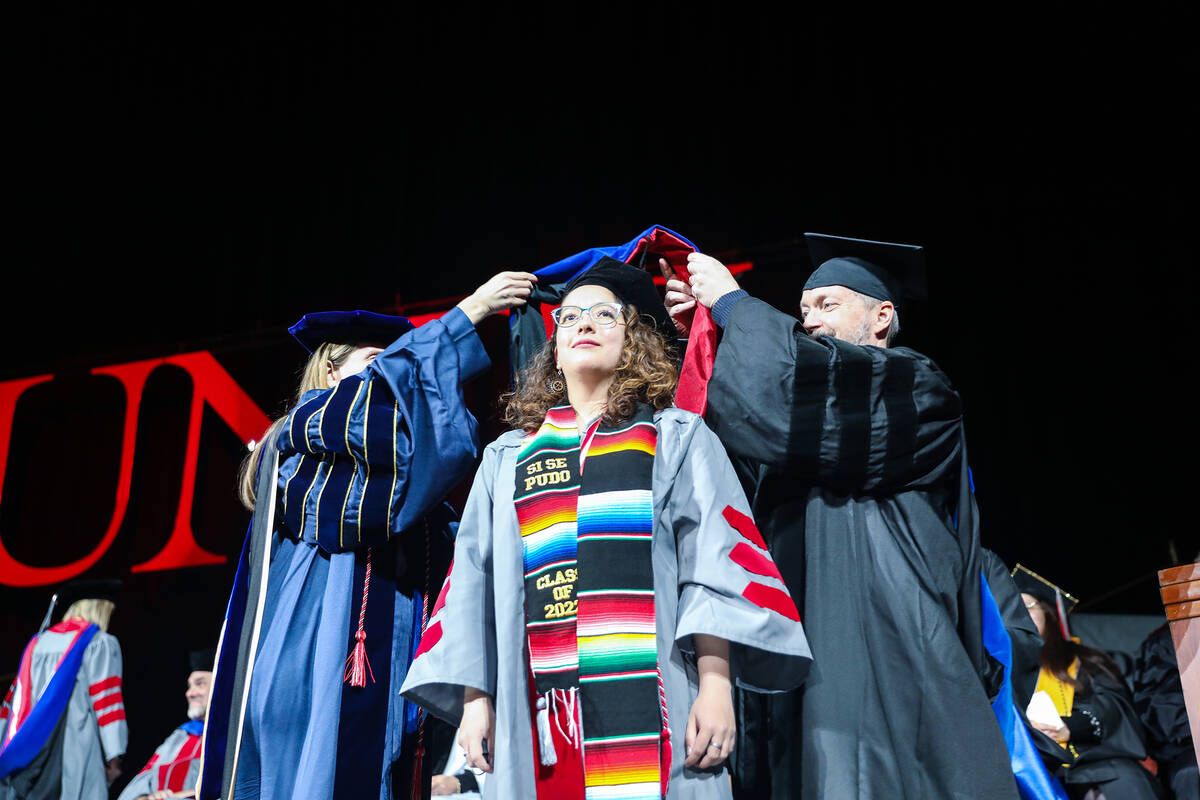 UNLV winter graduation: Students of color forge new paths — PHOTOS ...