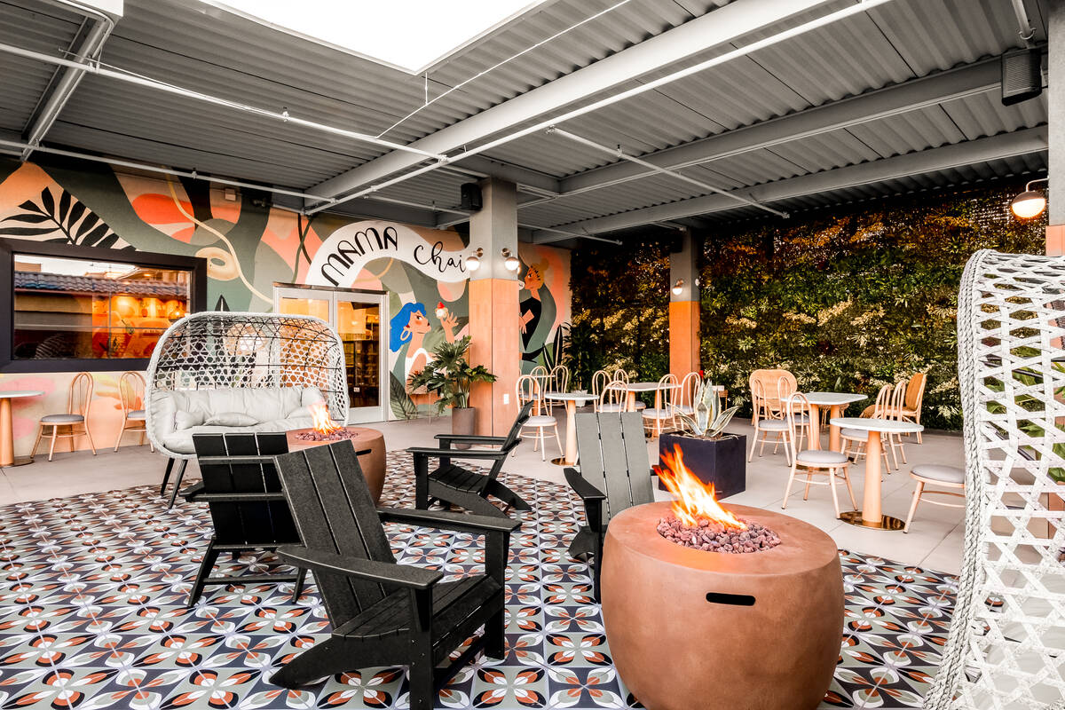 Chinatown Las Vegas: Mama Chai boba tea and mochi doughnut shop opens ...