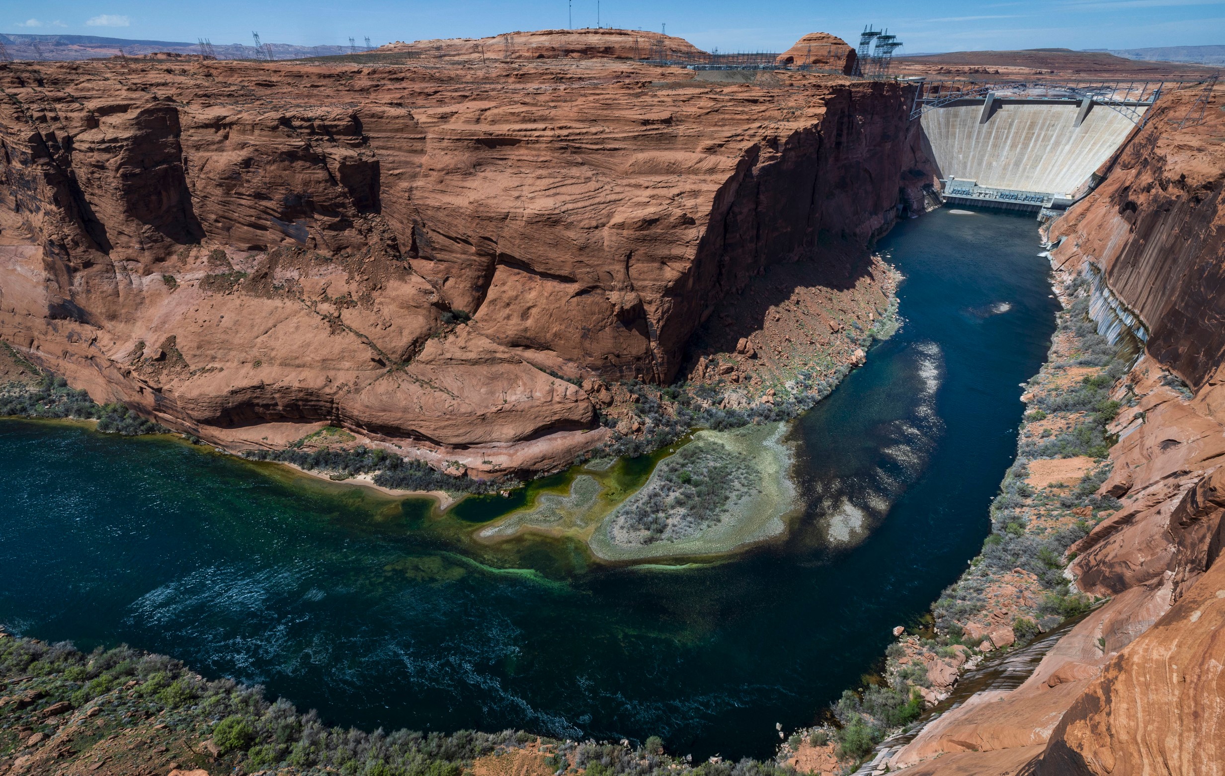 Glen Canyon Dam sending huge deluge of water into Colorado River ...
