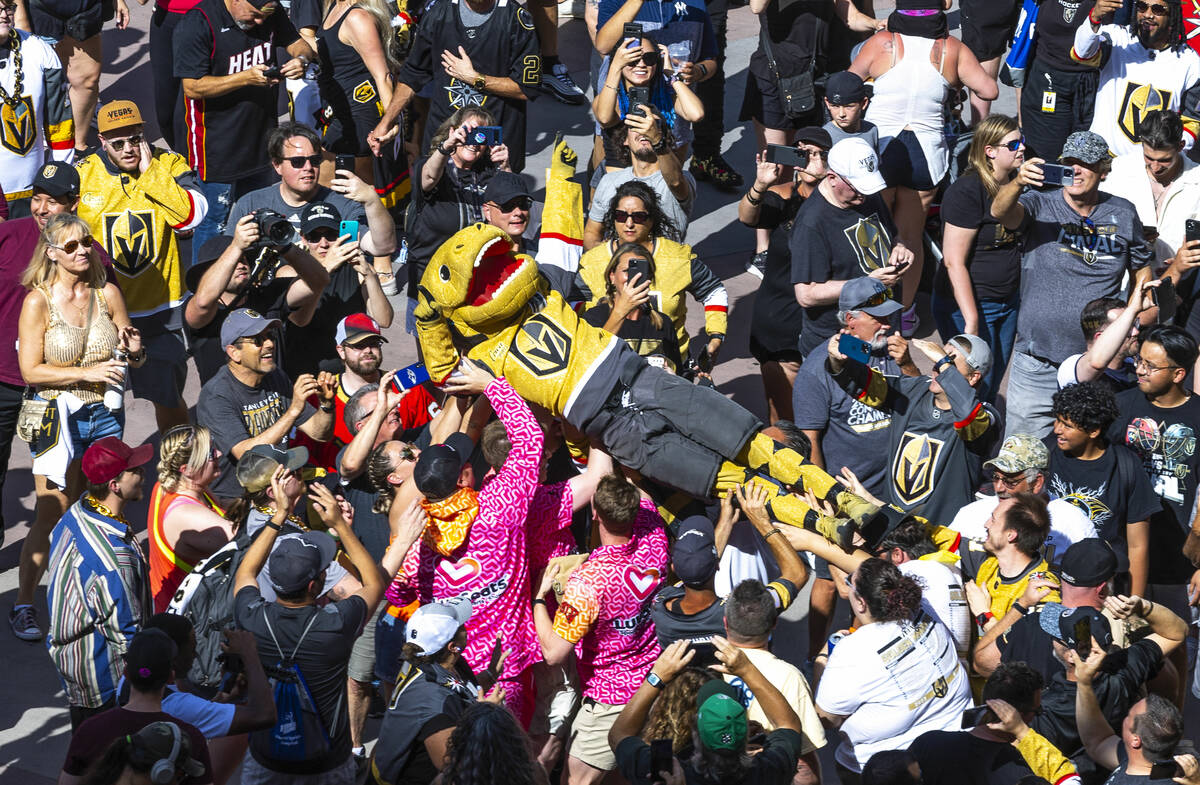 Golden Knights parade on the Strip: Everything you need to know ...