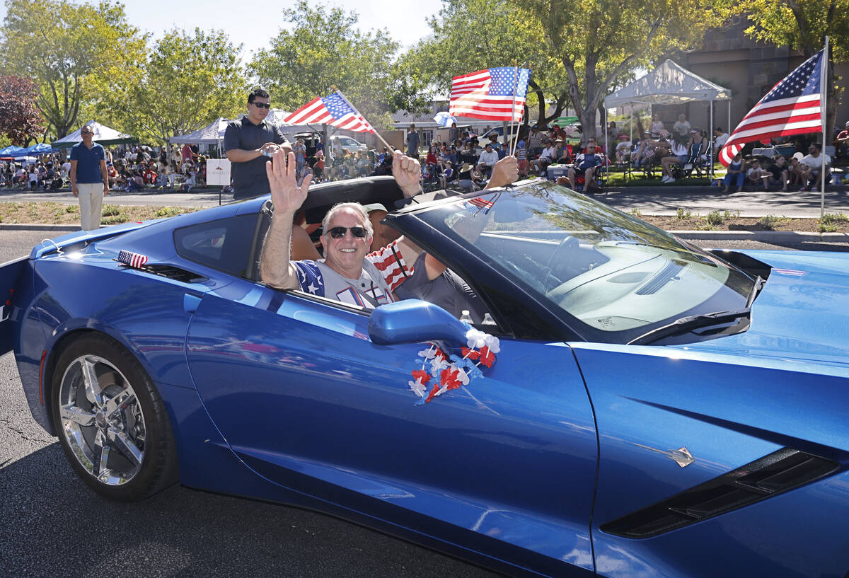 Summerlin’s Patriotic Parade full of stars, stripes, smiles | Summerlin ...