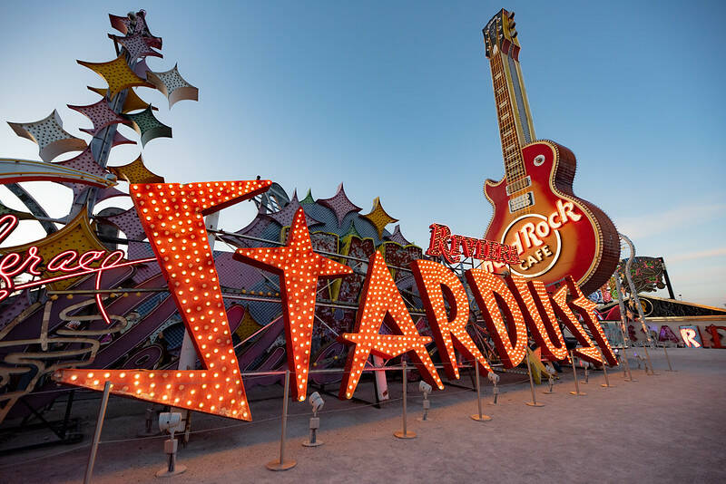 Stardust remains with its giant neon still on display | Casinos ...