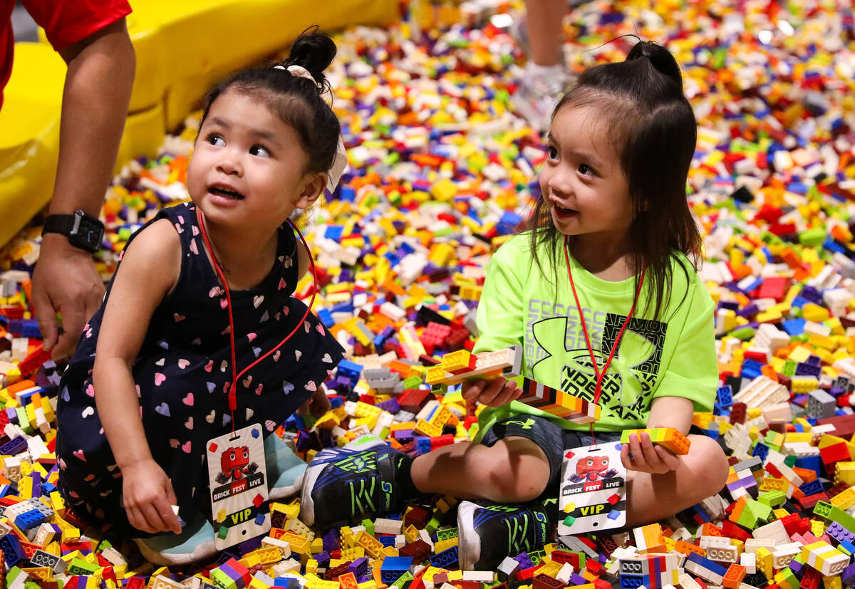 Legos fans flock to World Market Center for Brick Fest Live | Local
