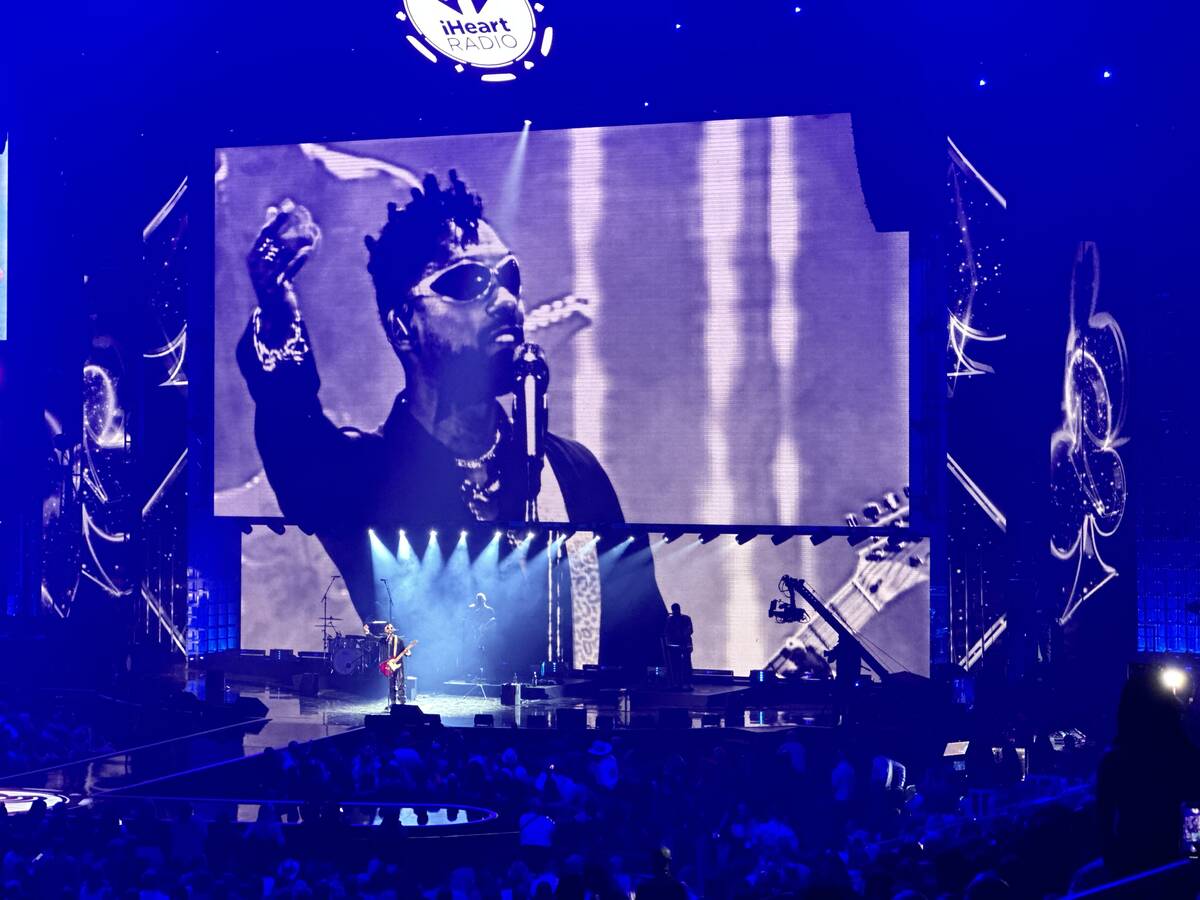 iHeartRadio show highlights Miguel, Tim McGraw and more from Vegas ...