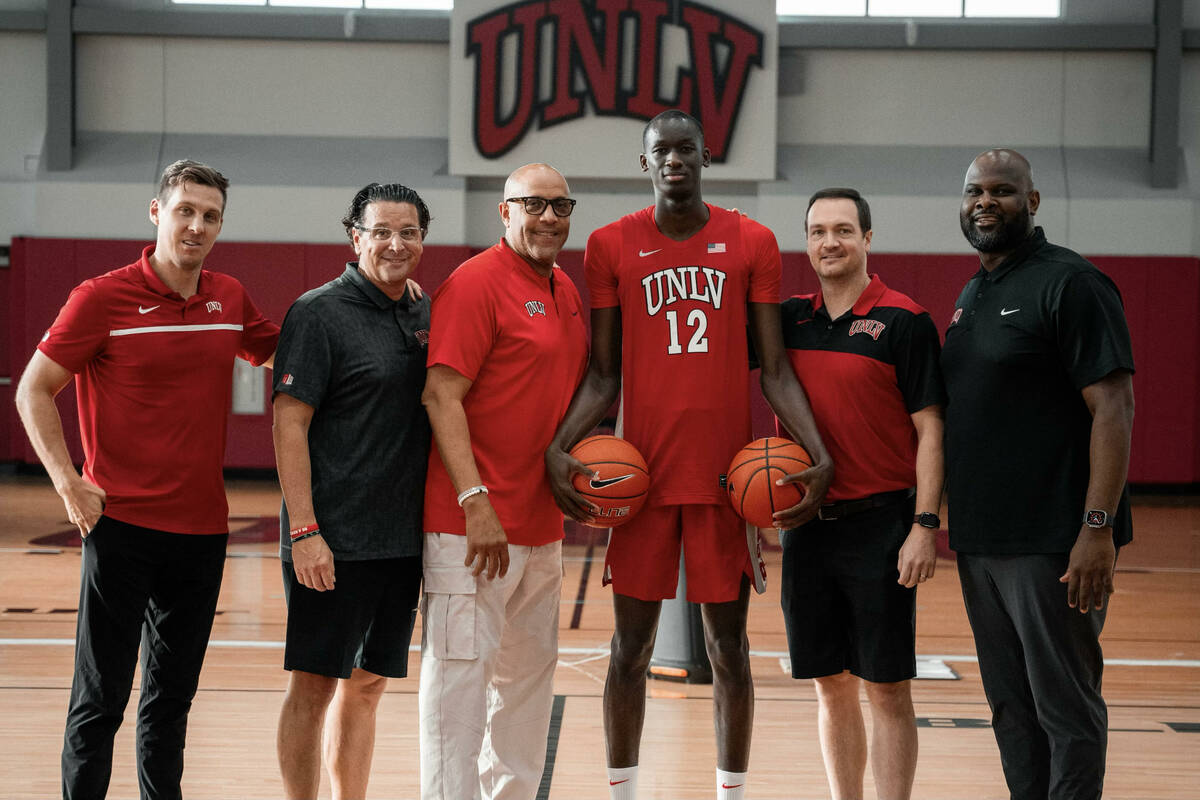 UNLV basketball gets commitment from 4-star center Pape N’Diaye | UNLV ...