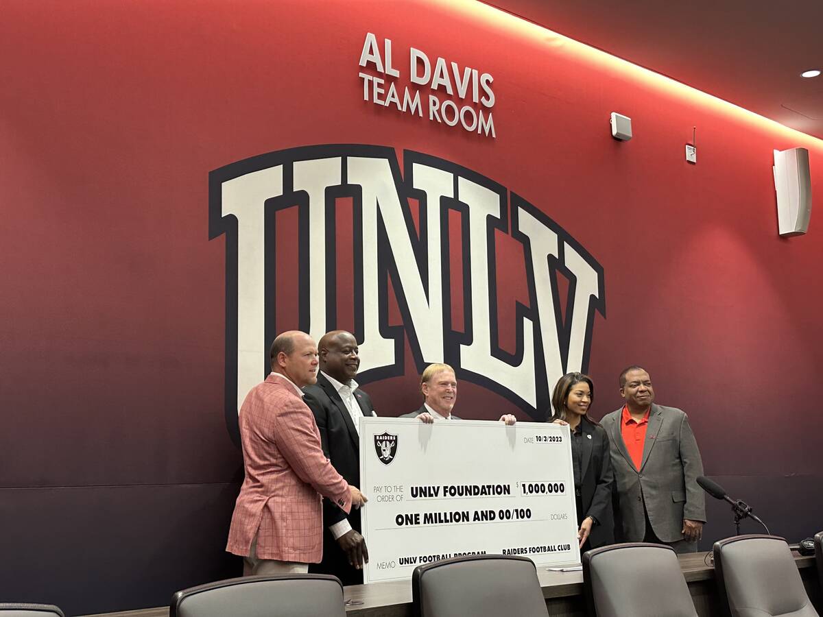 The Raiders donated $1 million to UNLV athletics in show of support for ...