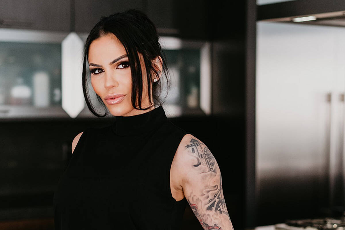 Raiders call this former reality TV star to buy or sell a home ...