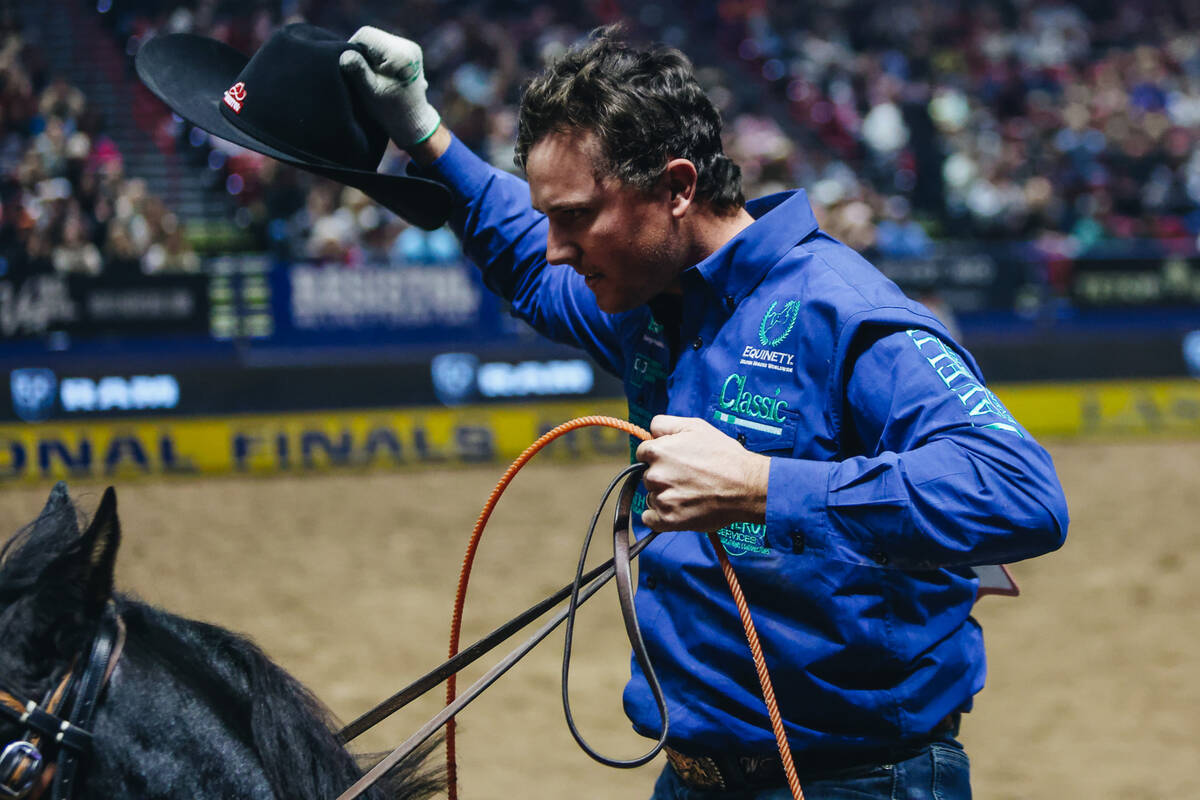 NFR 2023: Tyler Wade, Wesley Thorp lead team roping standings ...