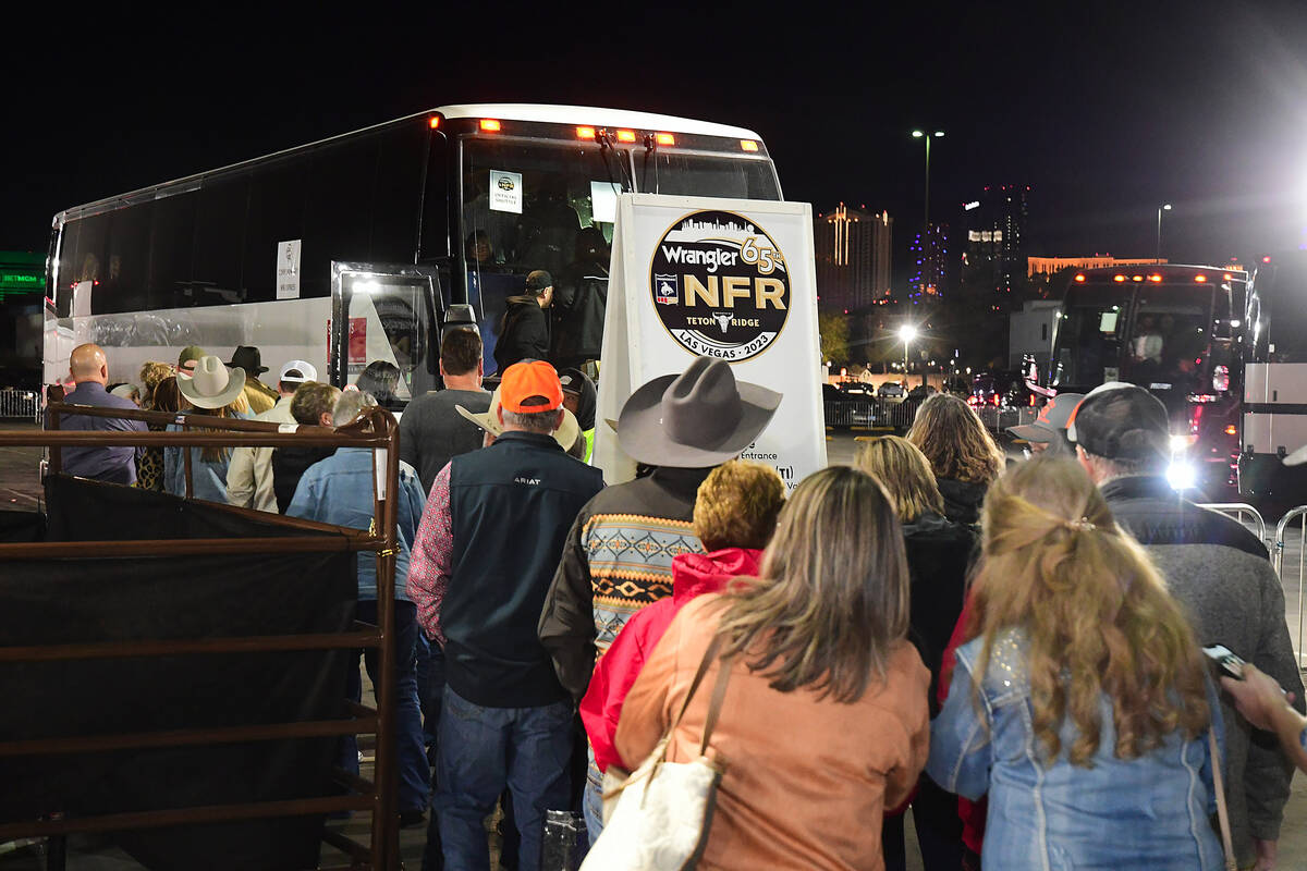 How does Las Vegas avoid rodeo gridlock? The NFR Express | National ...