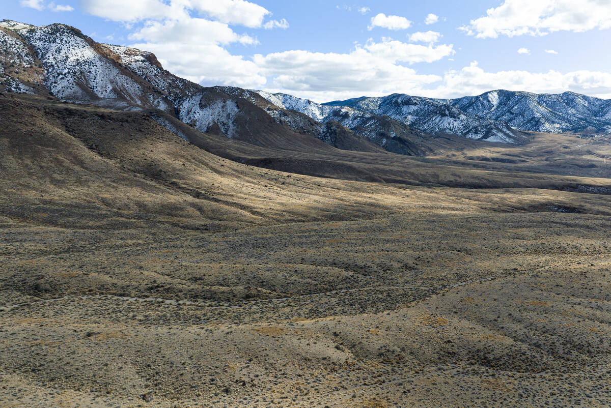 Ioneer hopes to build lithium mine at Rhyolite Ridge near Tonopah ...
