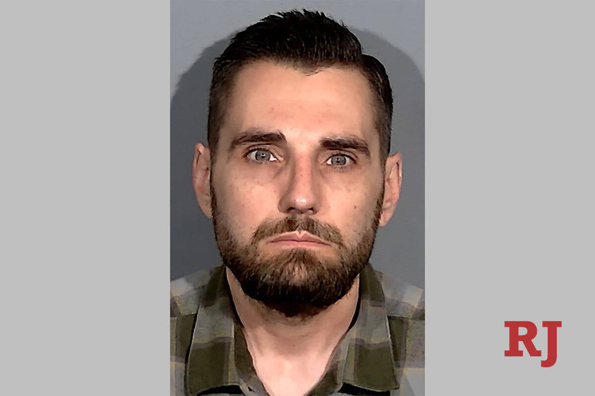 Nicholas Bott wrote inappropriate letters to middle school girl, police ...