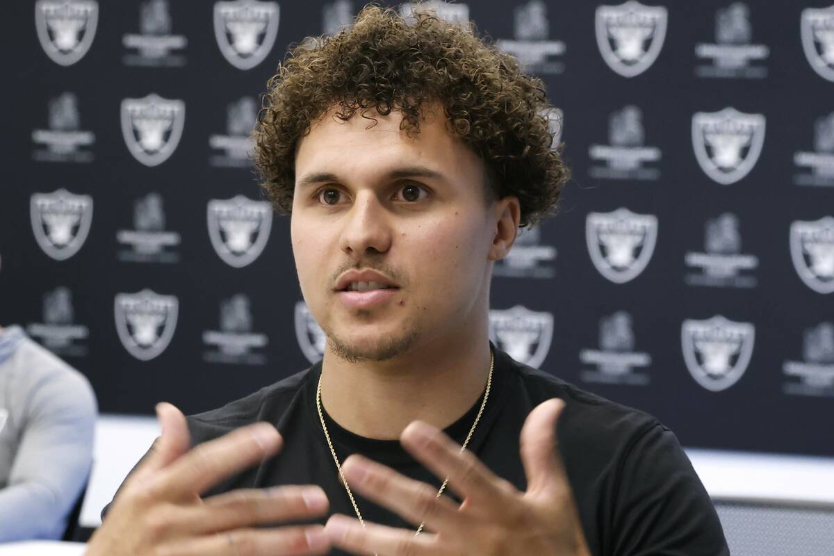 Raiders’ Antonio Pierce, son working together on staff on Father’s Day ...