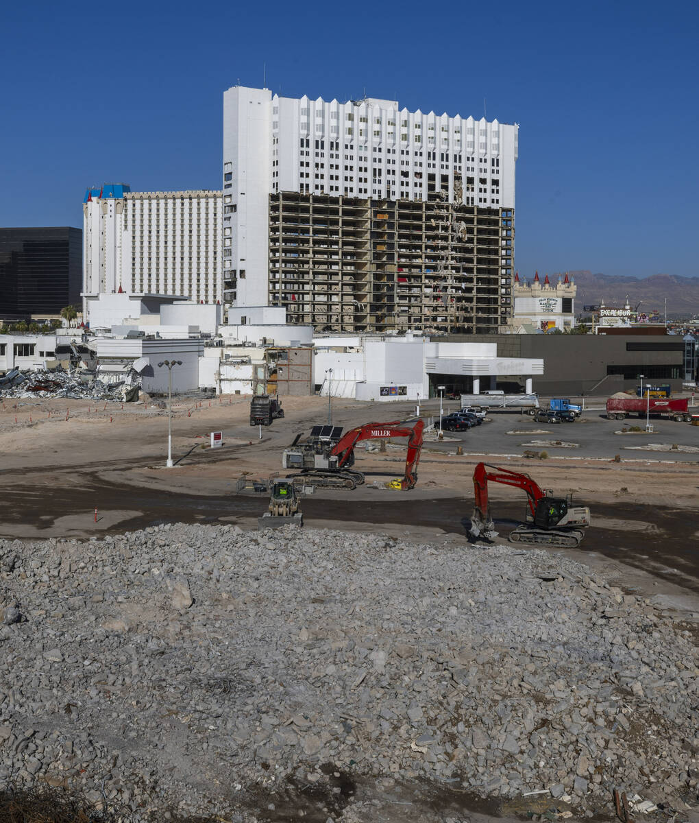 What’s left before the Tropicana’s fall implosion | Casinos & Gaming ...