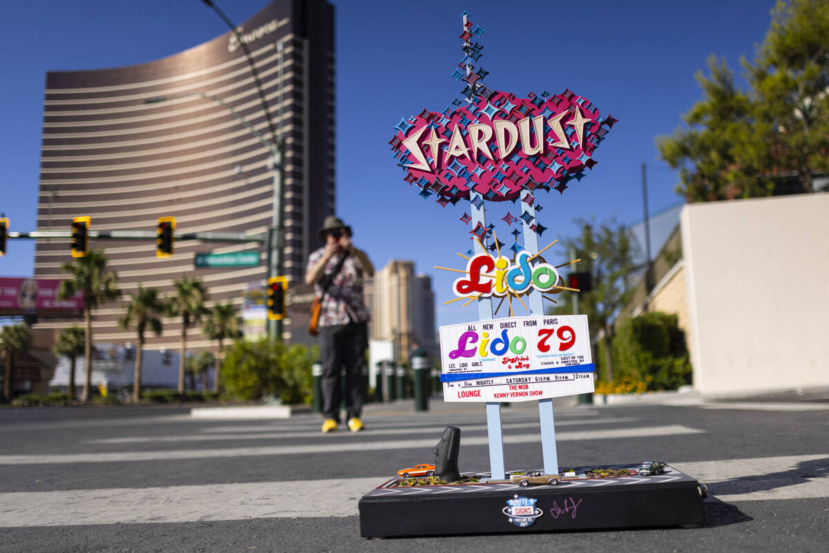 Neon Museum gets mini Las Vegas Strip Stardust sign | Local Las Vegas ...