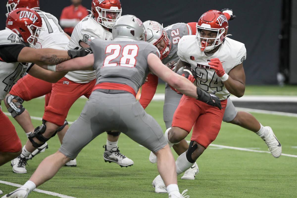UNLV football schedule gets kickoff time for Utah Tech game | UNLV ...