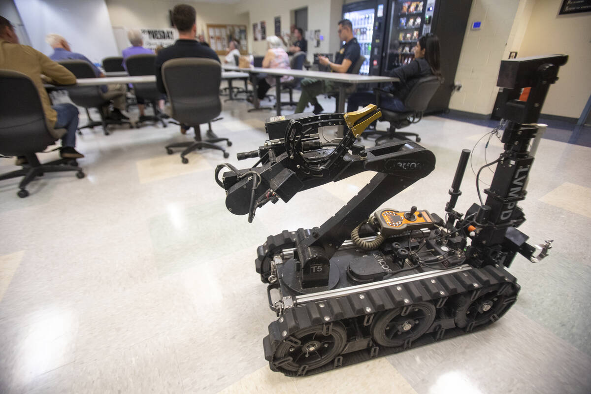 Crime-fighting robots put on display in Las Vegas | Crime