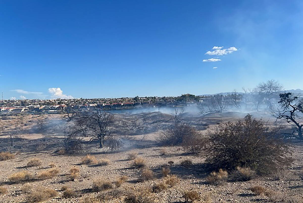 Brush fire near Laughlin contained by firefighters | Local Nevada | Local