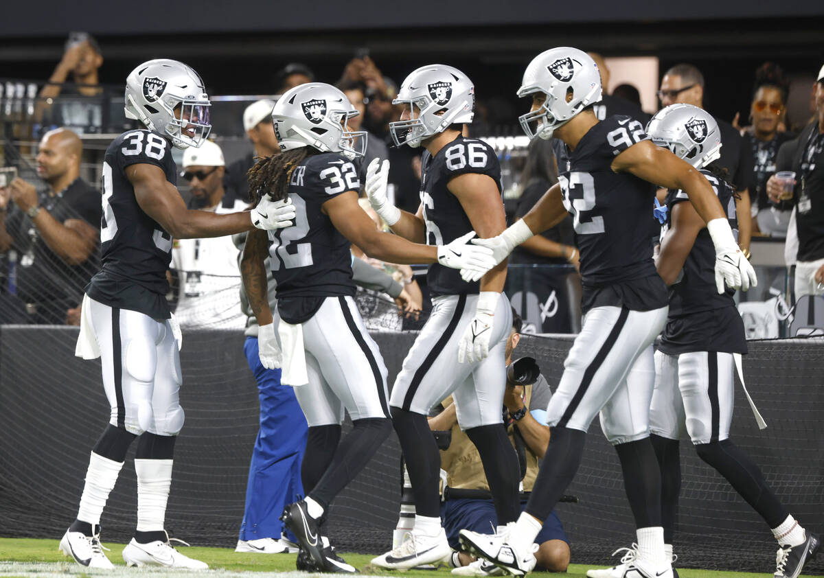 Raiders sit starters in tie with 49ers to end NFL preseason | Raiders ...