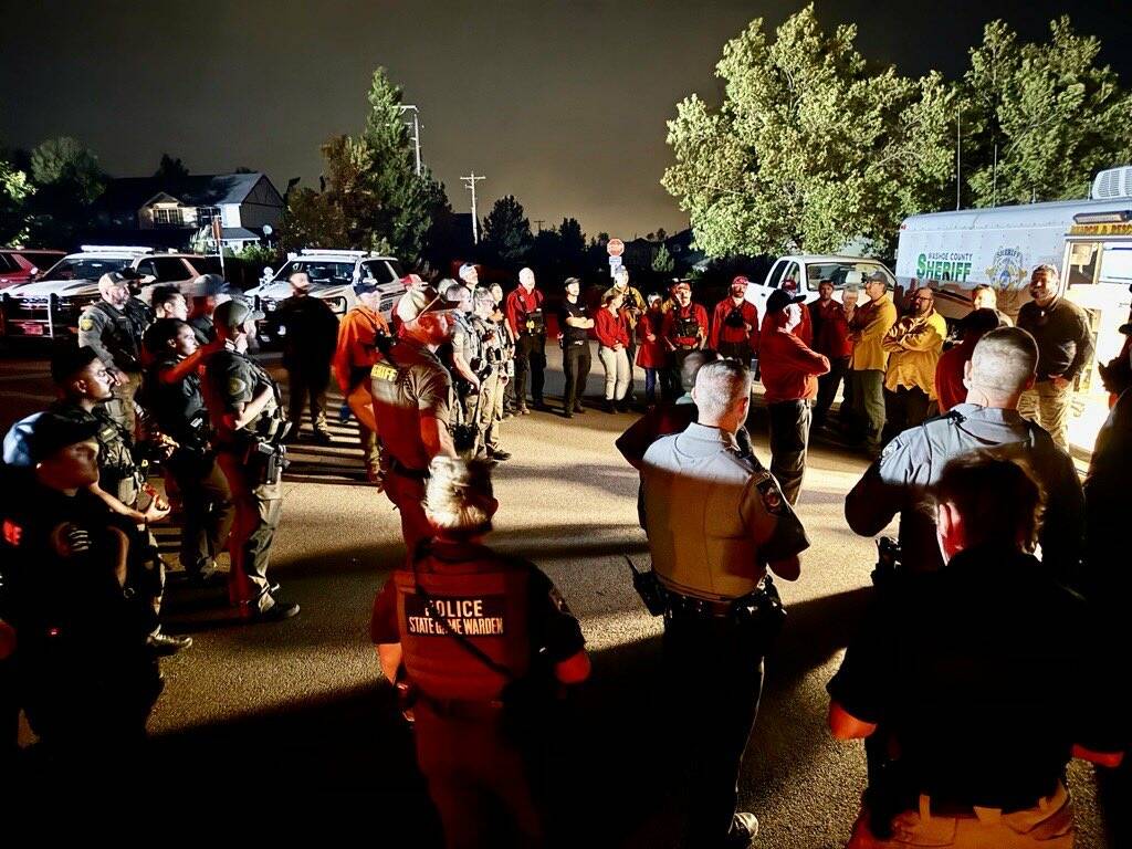 Davis Fire near Reno rages on with some containment as winds blow ...