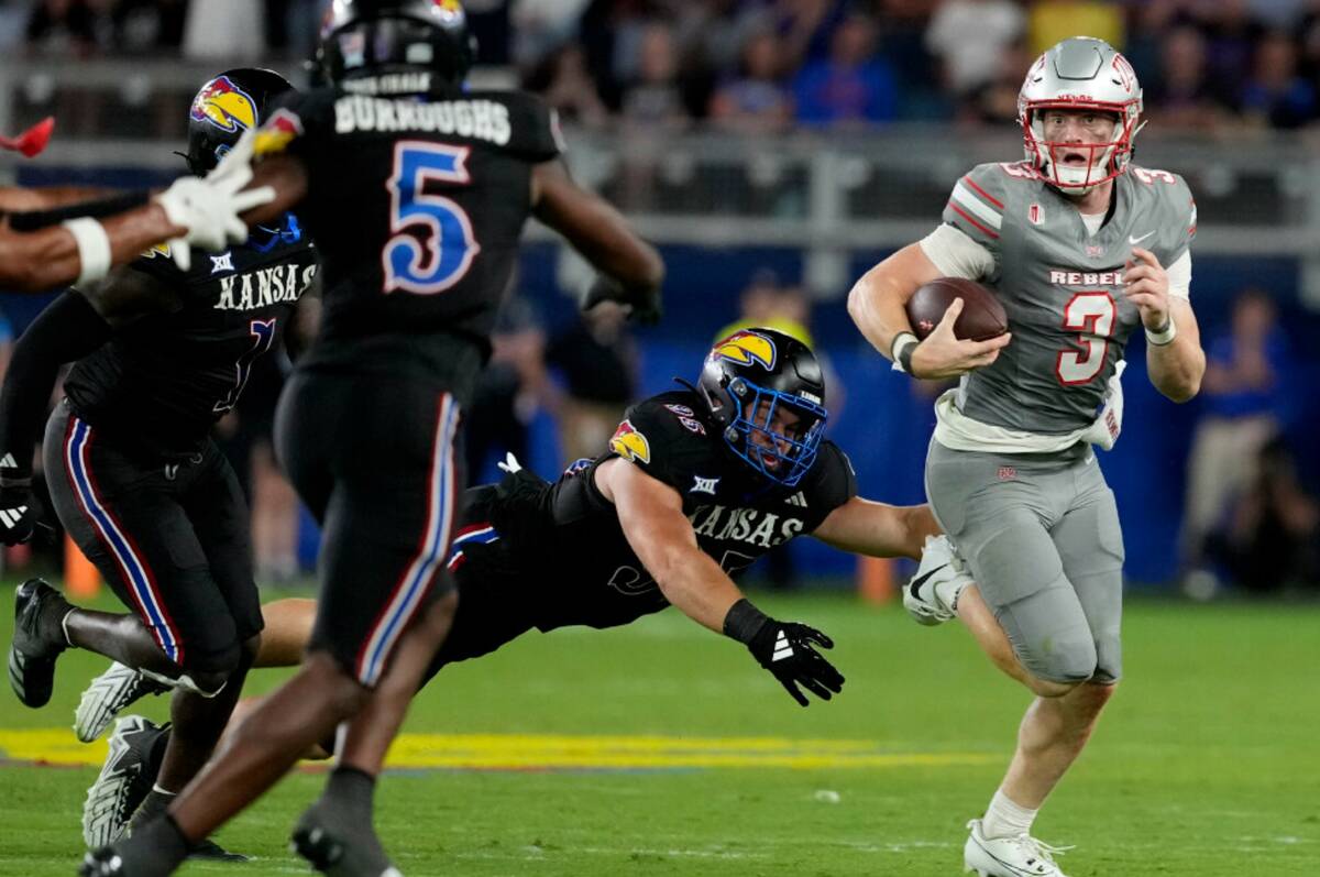 UNLV’ QB Matthew Sluka walks away from program — PHOTOS | UNLV Football ...
