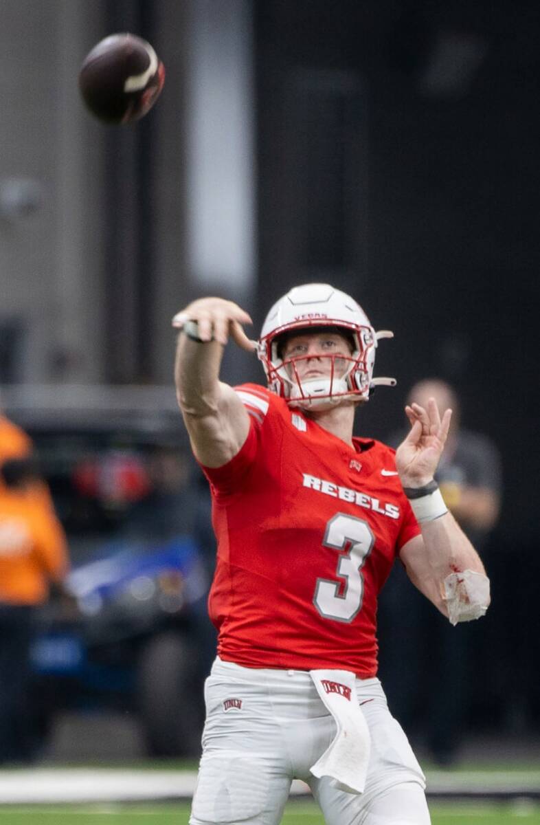 UNLV’ QB Matthew Sluka walks away from program — PHOTOS | UNLV Football ...
