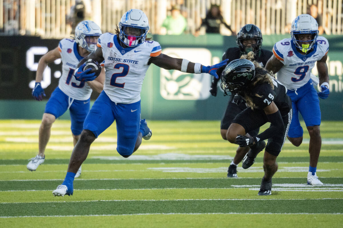 Boise State’s Ashton Jeanty close with Raiders’ Alexander Mattison | UNLV Football | Sports | UNLV