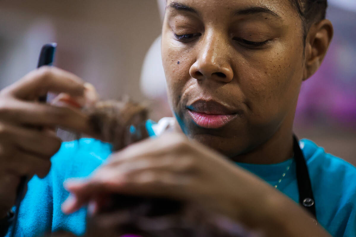 Inmates at Nevada prison say cosmetology program can change lives ...