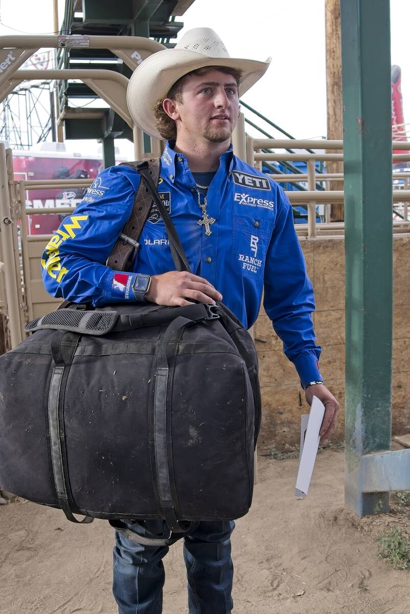 Statler Wright finally joins family rodeo business | National Finals ...