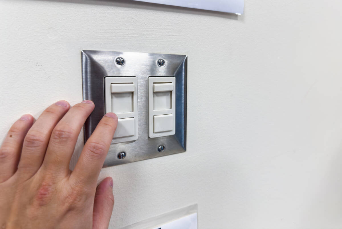 How to replace a light switch with a dimmer switch | Home and Garden | Life