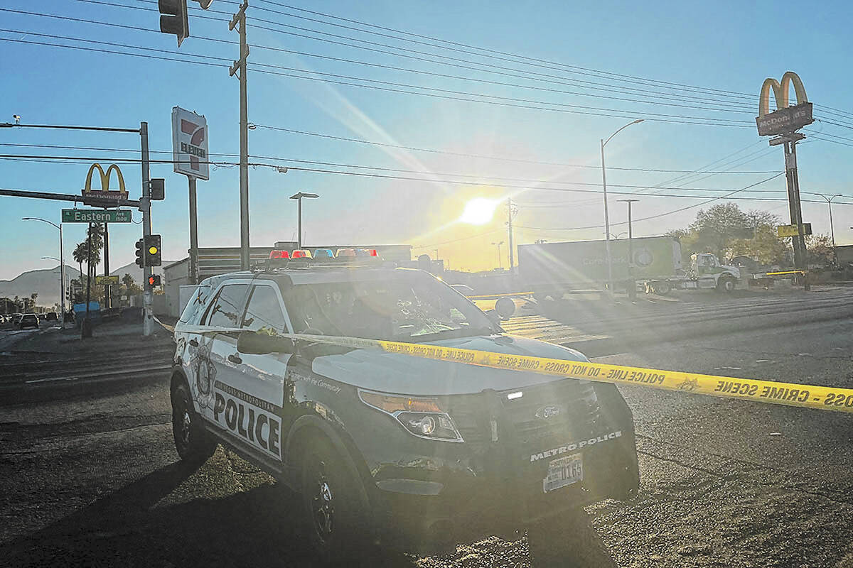 Man shot by police charged at officers with baton, footage showed ...