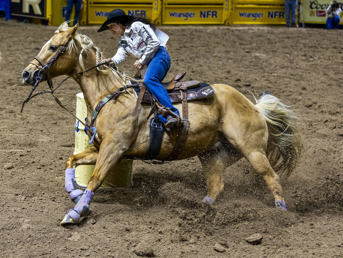 2024 NFR: Bradlee Miller wins bareback riding go-round, rises to 3rd ...