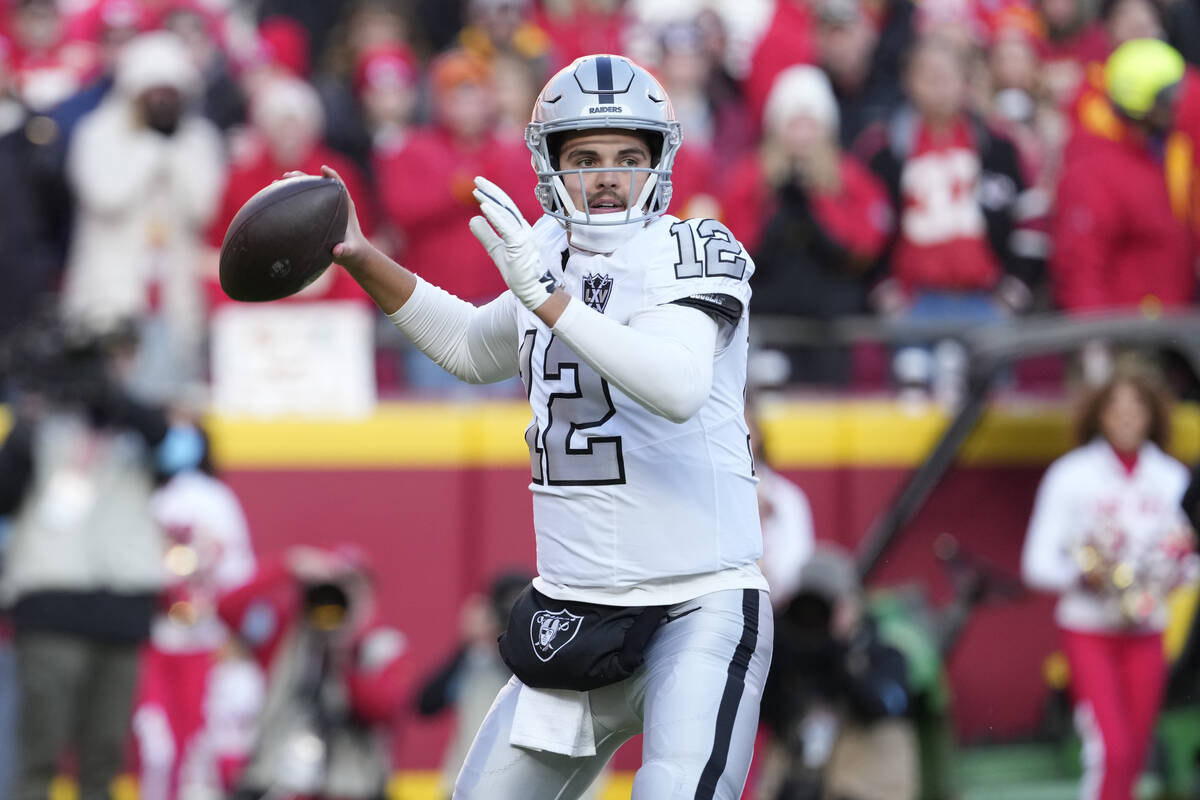 Raiders quarterback Aidan O’Connell to start against Tampa Bay ...