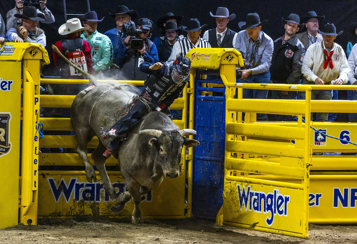 2024 NFR: Josh Frost battling for bull riding world title | National ...