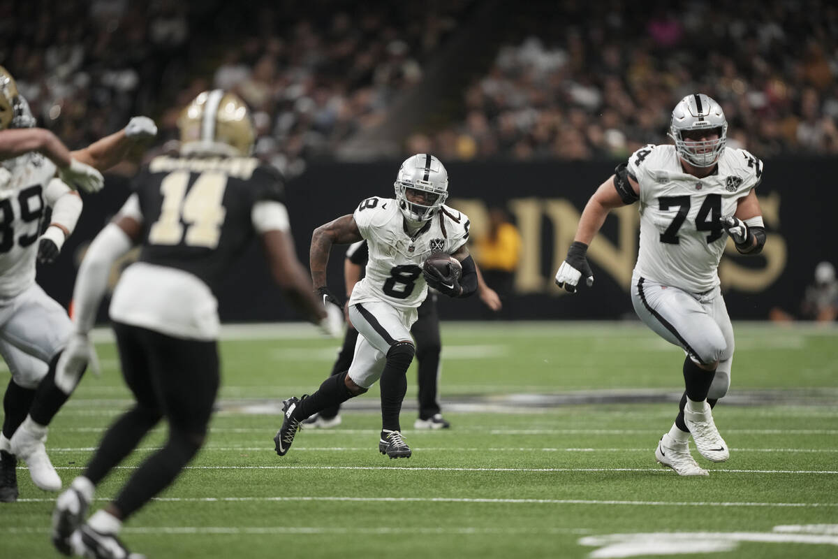 Raiders’ offensive line finding success; Ameer Abdullah misses practice ...