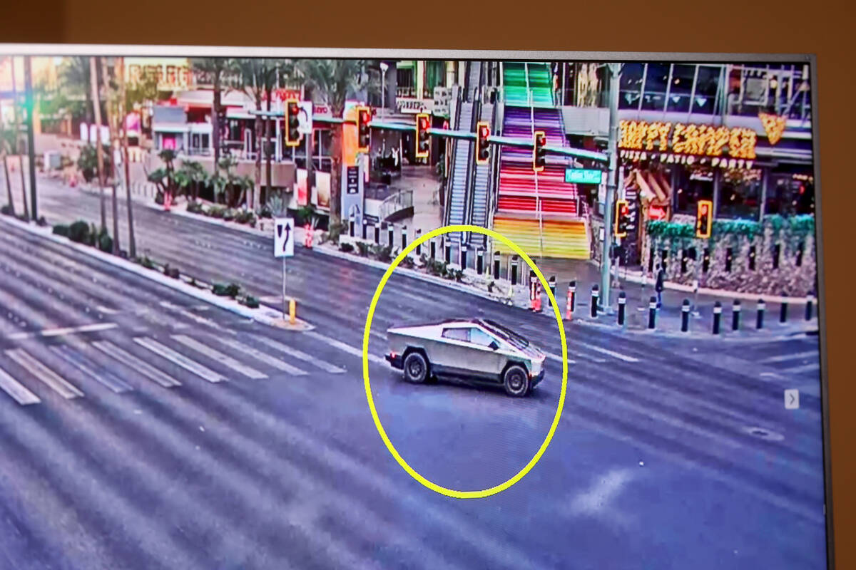 Trump hotel bomber: Timeline tracks man’s movements | Local Las Vegas ...