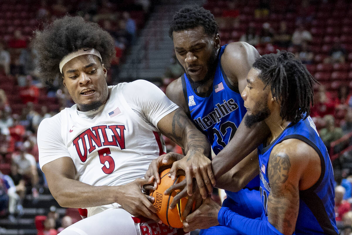 UNLV basketball’s Rob Whaley Jr. might be out for season with lower ...