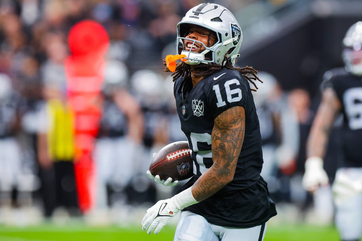 Raiders wide receiver Jakobi Meyers hits 1,000 yards against Chargers | Raiders News | Sports