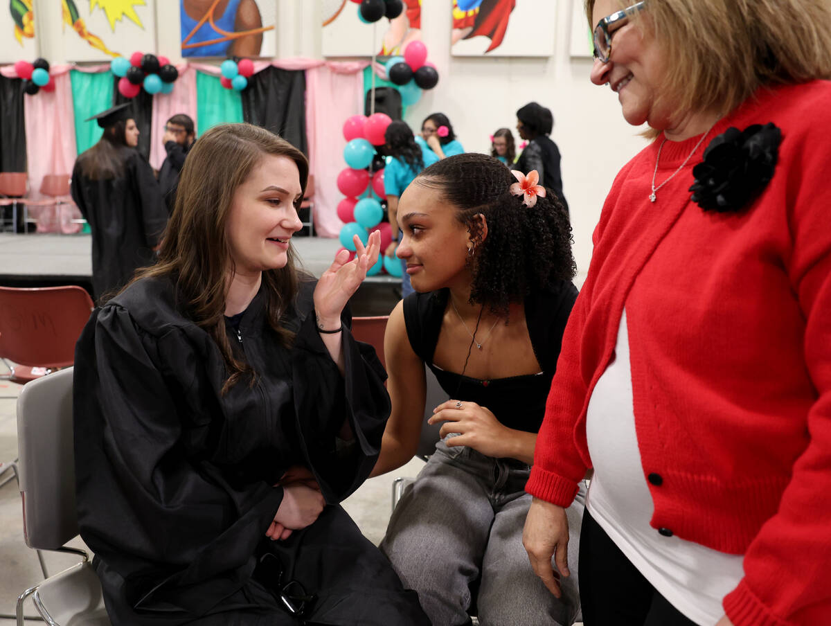 Inmates at Nevada’s women’s prison graduate from cosmetology program ...