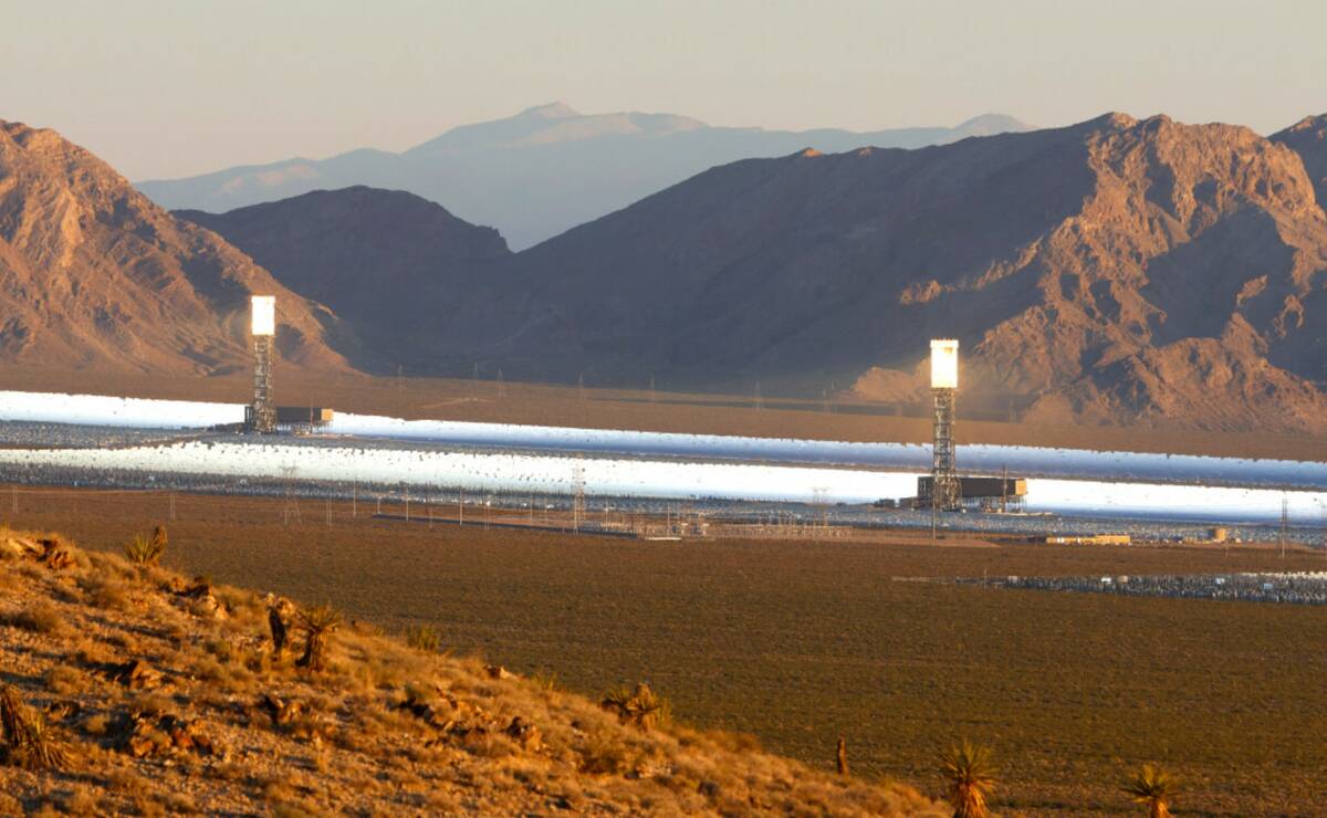 Ivanpah Solar Generating Facility near Las Vegas faces cloudy future | Energy | Business