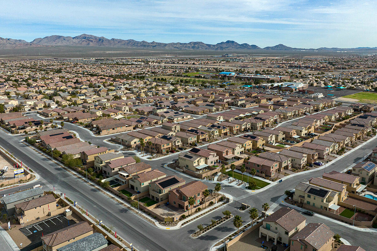North Las Vegas housing nearly doubles in size in 20 years | Housing ...