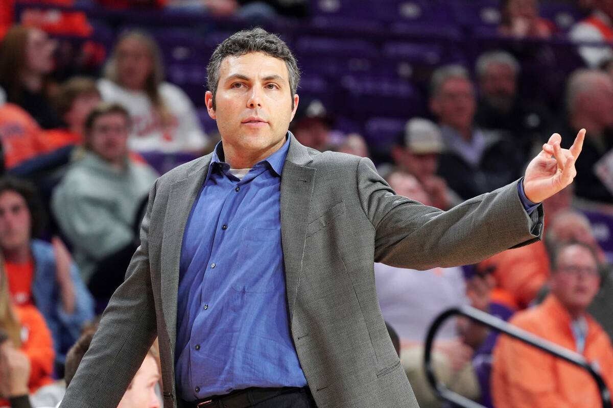 UNLV’s Josh Pastner signs five-year contract as basketball coach | UNLV ...