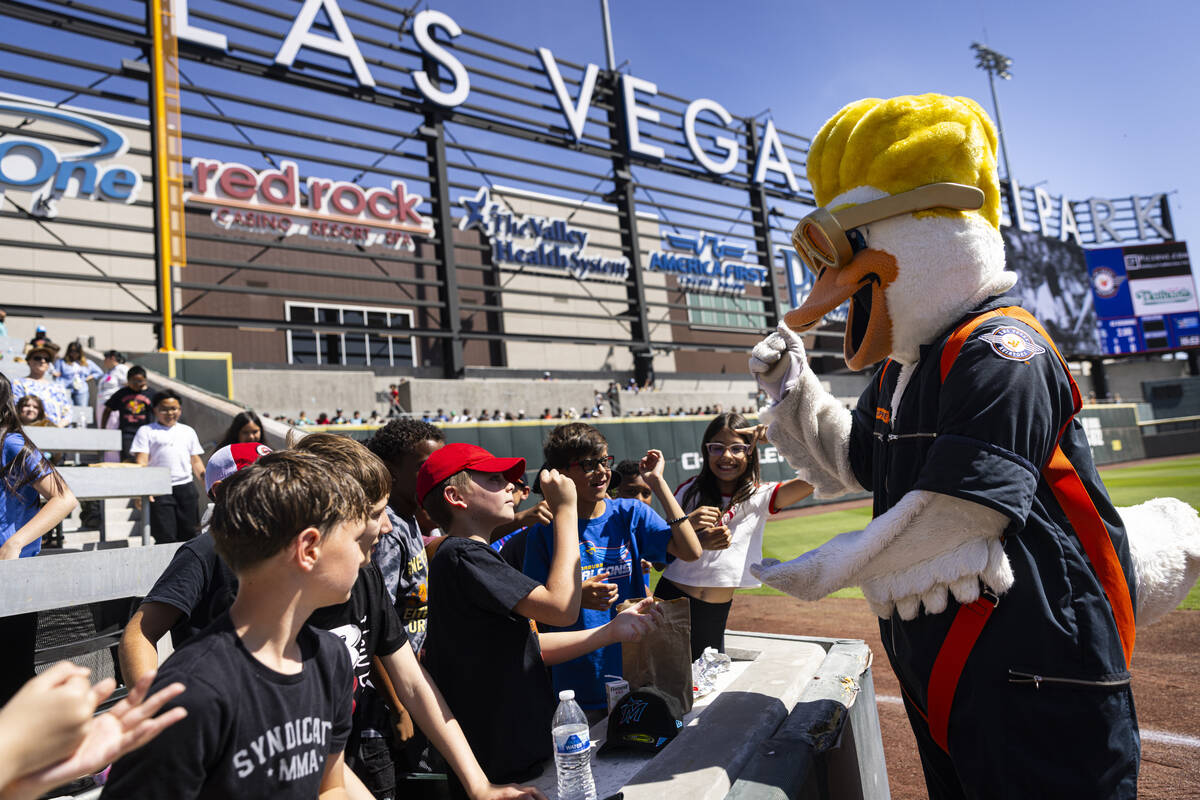 Aviators beat Sugar Land Space Cowboys on Jackie Robinson day ...